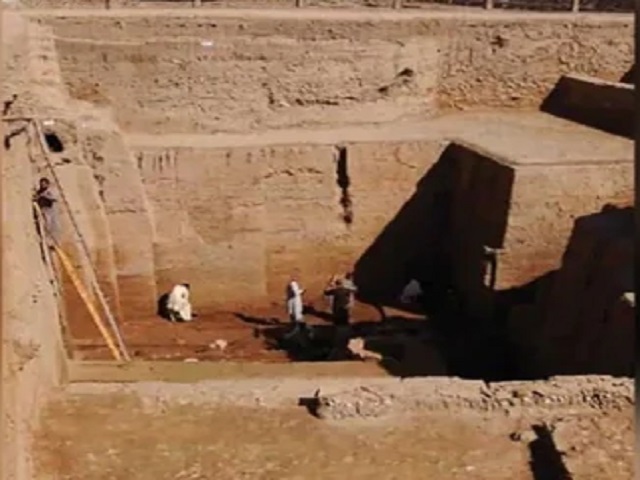 2300-Year-Old Apsidal Temple of Buddhist Period & Treasure Found In ...
