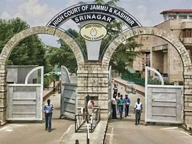 J&K High Court renamed as High Court Of Jammu And Kashmir And Ladakh J&K High Court renamed as High Court Of Jammu And Kashmir And Ladakh