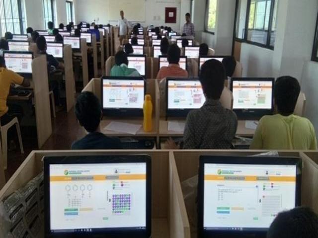 DU online exams 2021 to commence from today, Check Exam details here ...