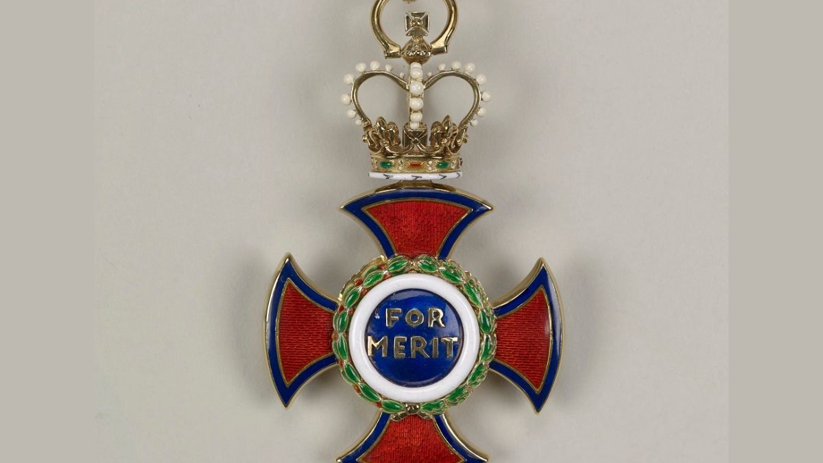 जानिये कौन है प्रो. वेंकी जिन्हें ब्रिटेन ने ' order of merit award' से ...