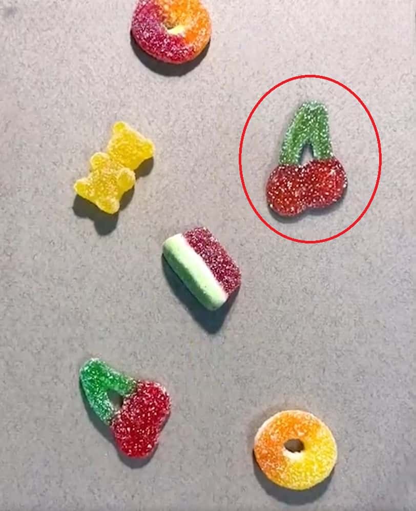 Seek and Find: You have hawk eyes if you can spot the fake candy in 7 ...