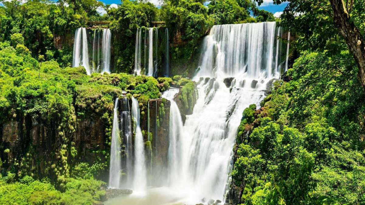List of 7 Most Beautiful Waterfalls in the World, No. 3 Will Surprise You!