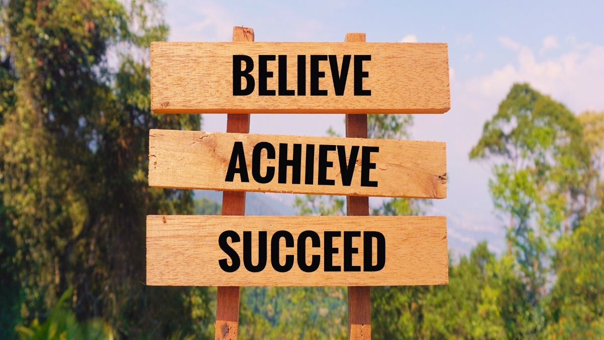 Happy New Year 2026: 7 Inspirational Quotes to Start New Year!