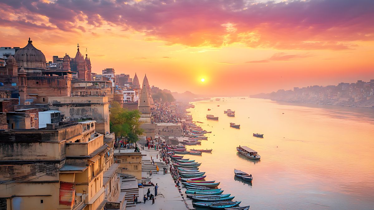 Which City Is Known as the City of Ghats?