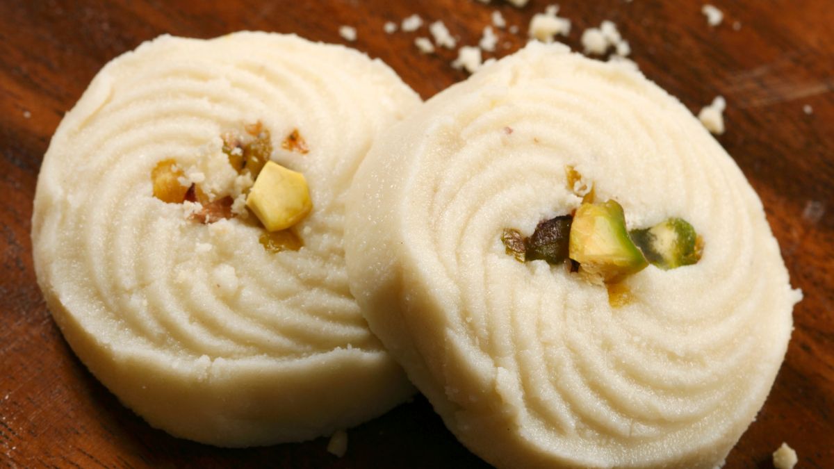 Top 10 Most Popular Sweets of Bengal