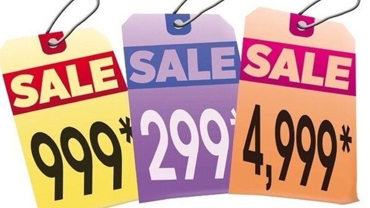 Why do prices of products end with 99 or 999 rupee etc.? Why do prices of products end with 99 or 999 rupee etc.?