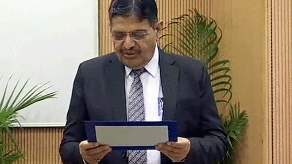 New Chairman of UPSC - Prof. Pradeep KumarJoshi To Hold Tenure Till 4th ...