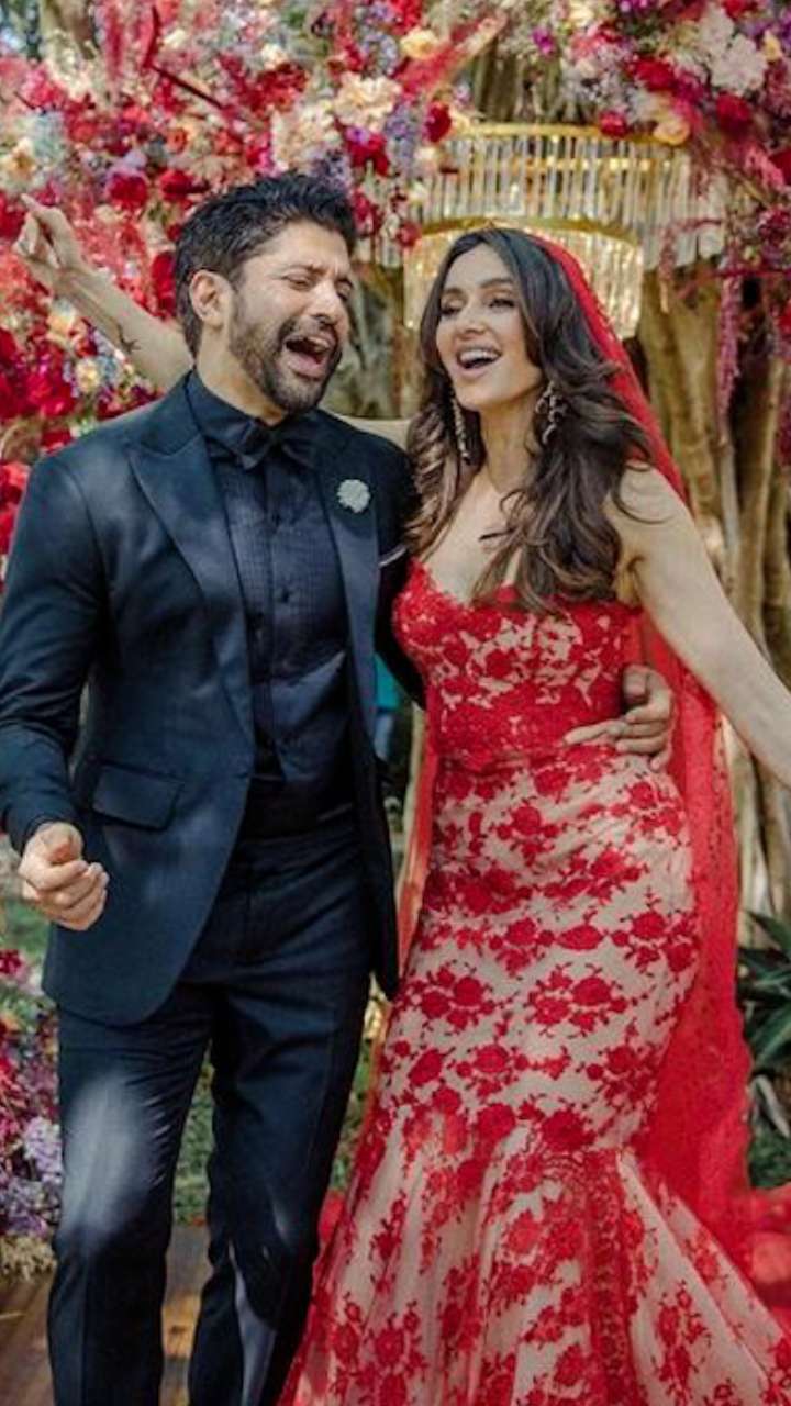 Shibani Dandekar Impressive Educational Qualifications