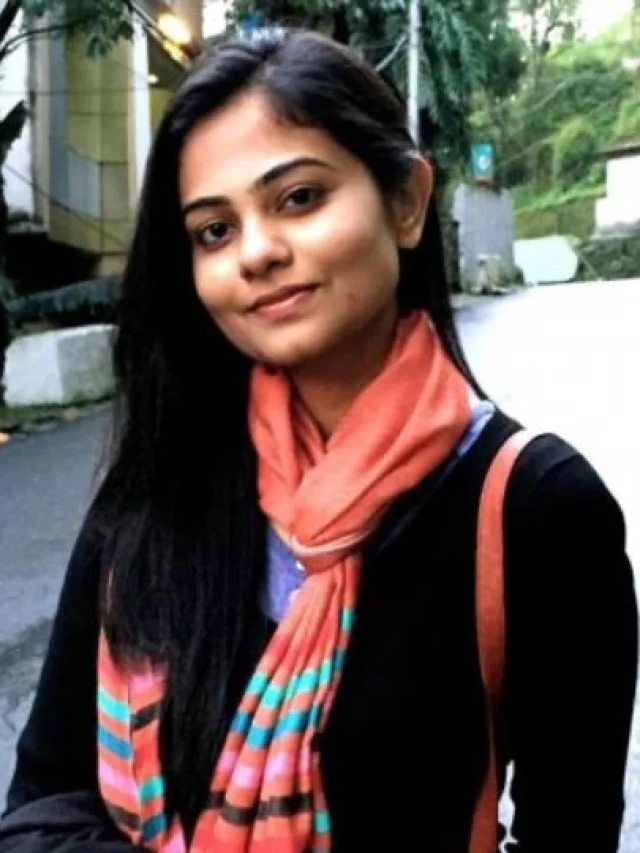 जानिये डॉ आर्तिका के IAS बनने की कहानी